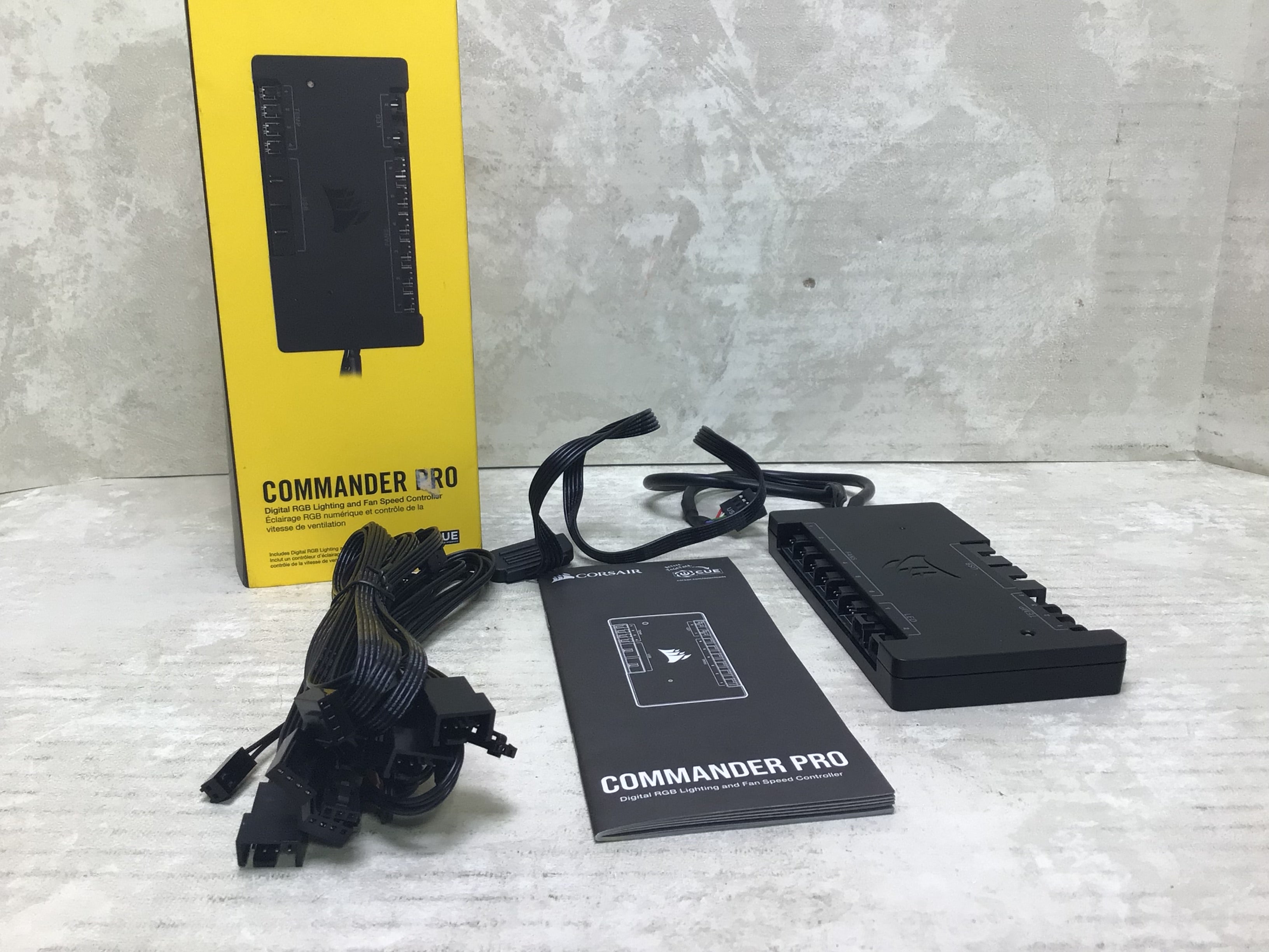 Corsair iCUE Commander PRO Smart RGB Lighting and Fan Speed Controller