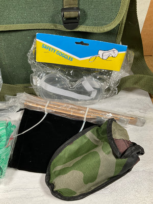 Rockhounding Geology Hammer Tool, Rock Pick Axe, 3 PCS Digging Chisels