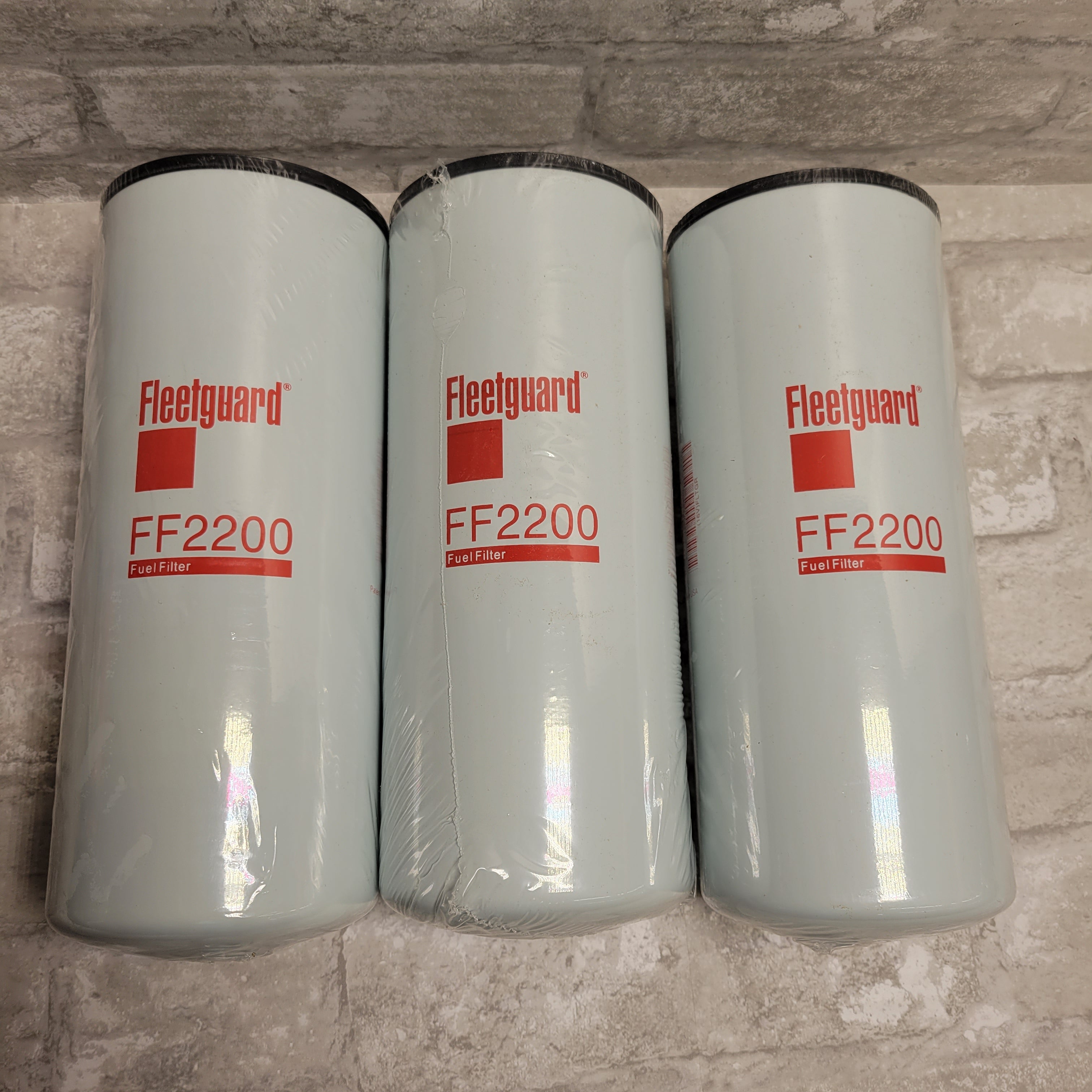 Fleetguard FF2200 Cummins Fuel Filter 4088272 (Pack of 3)