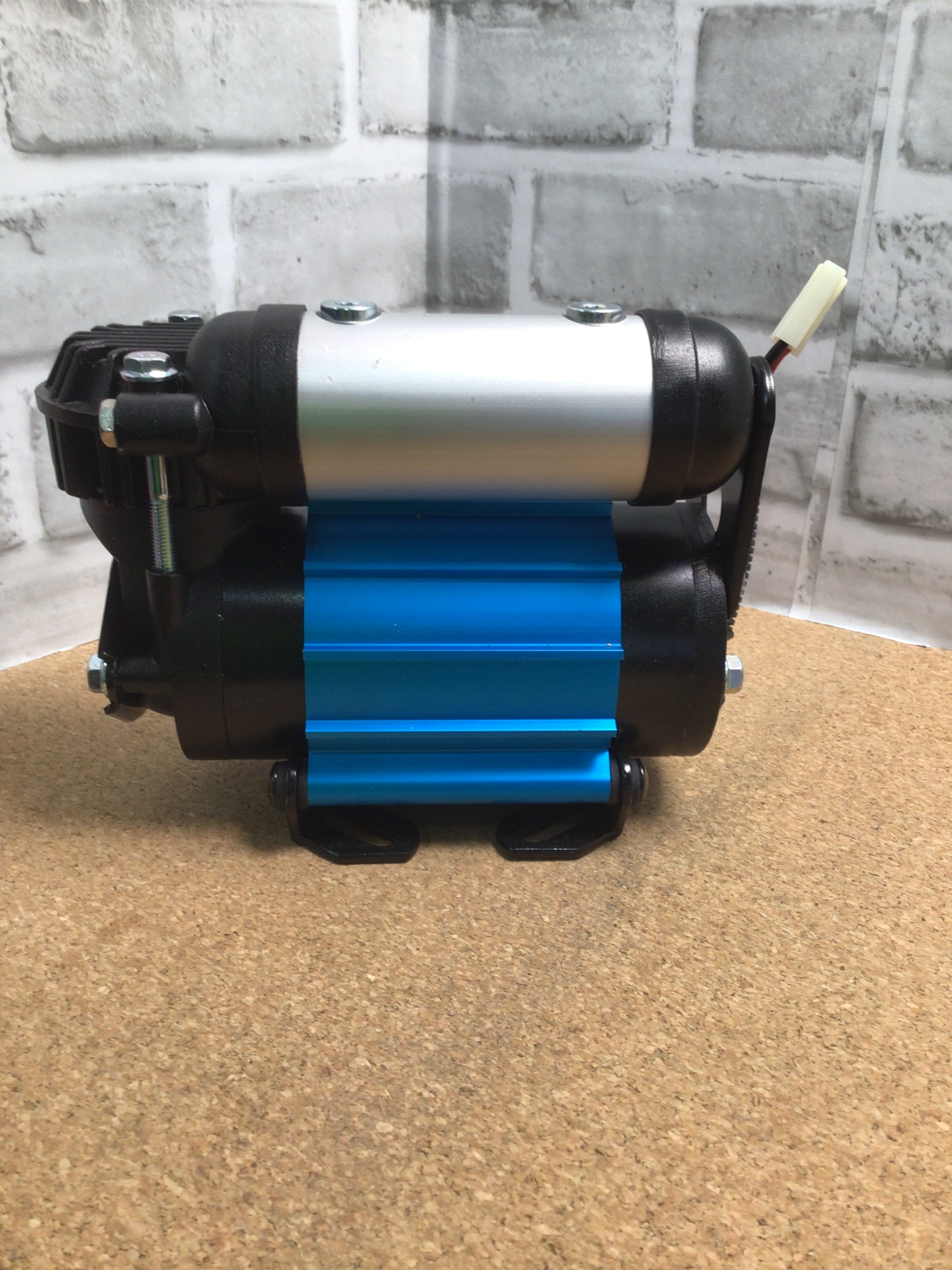 Out of box/No Original Packaging/RB CKMA12 On-Board Air Compressor Hig