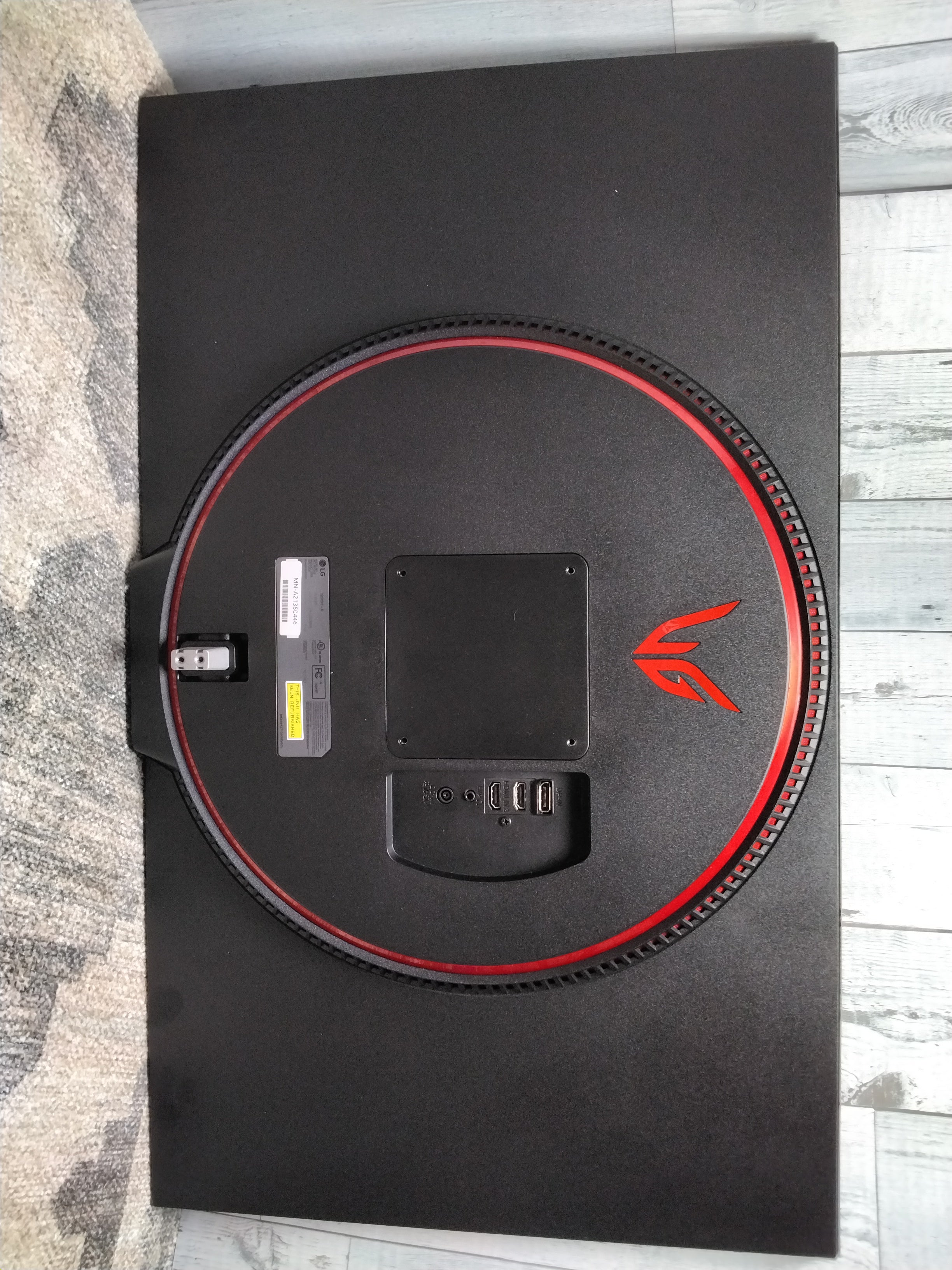 LG 32GN50T-B 32" Class Ultragear FHD Gaming Monitor with G-SYNC Compat