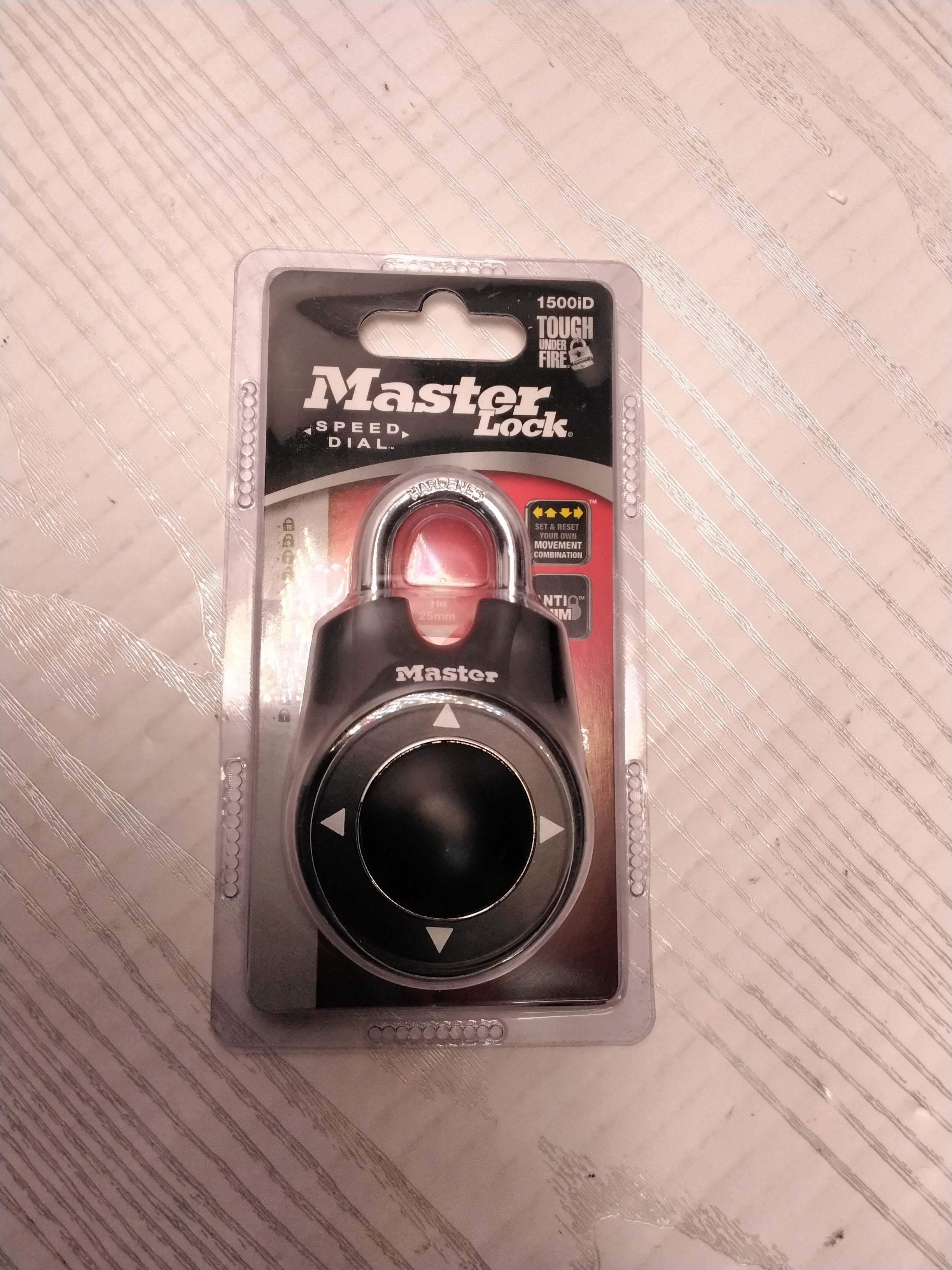 Master Lock 1500iD- Locker- Set Your Own Directional Combination Padlo