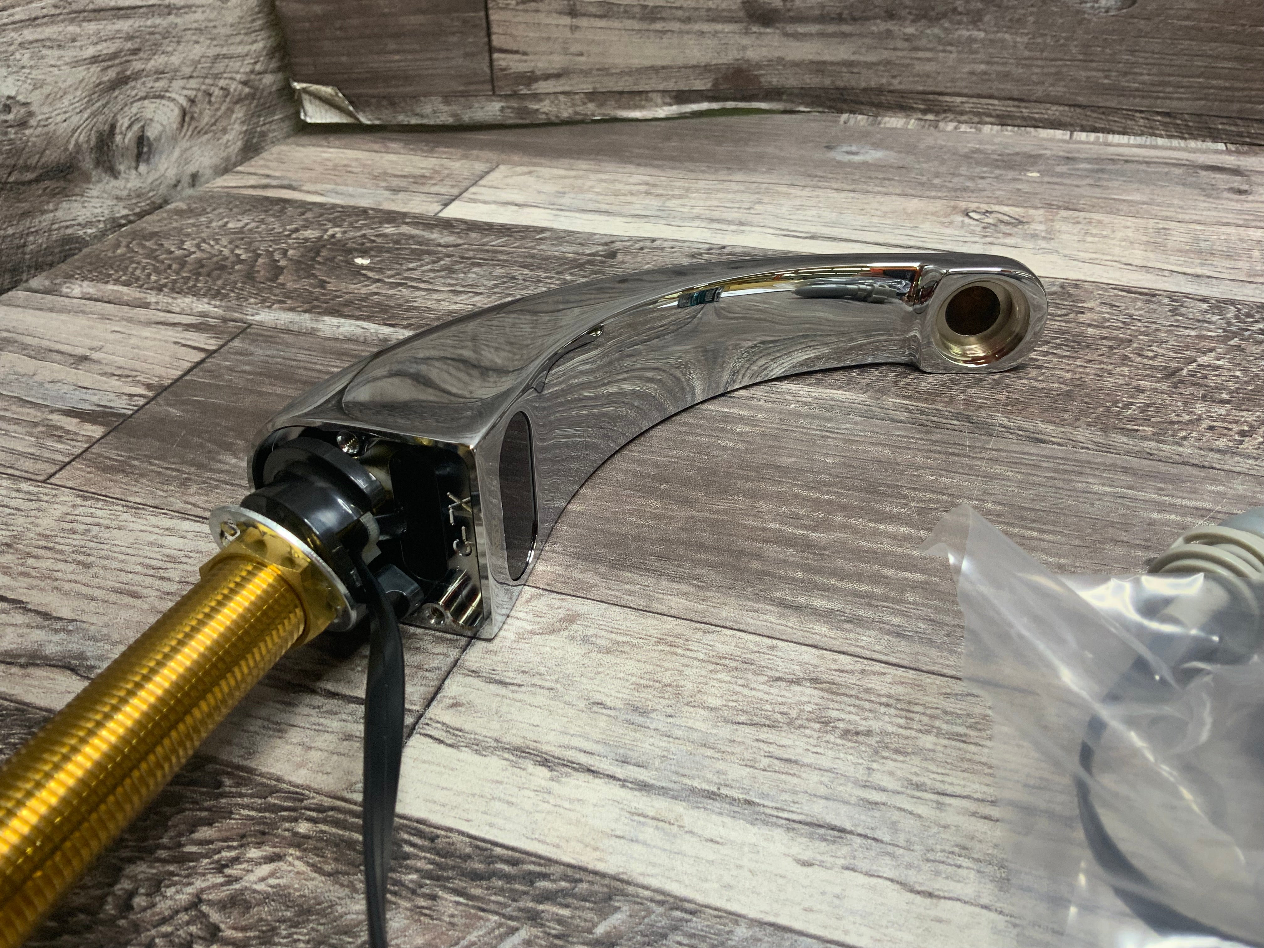 Zurn Z6913-XL AquaSense Battery Powered Faucet