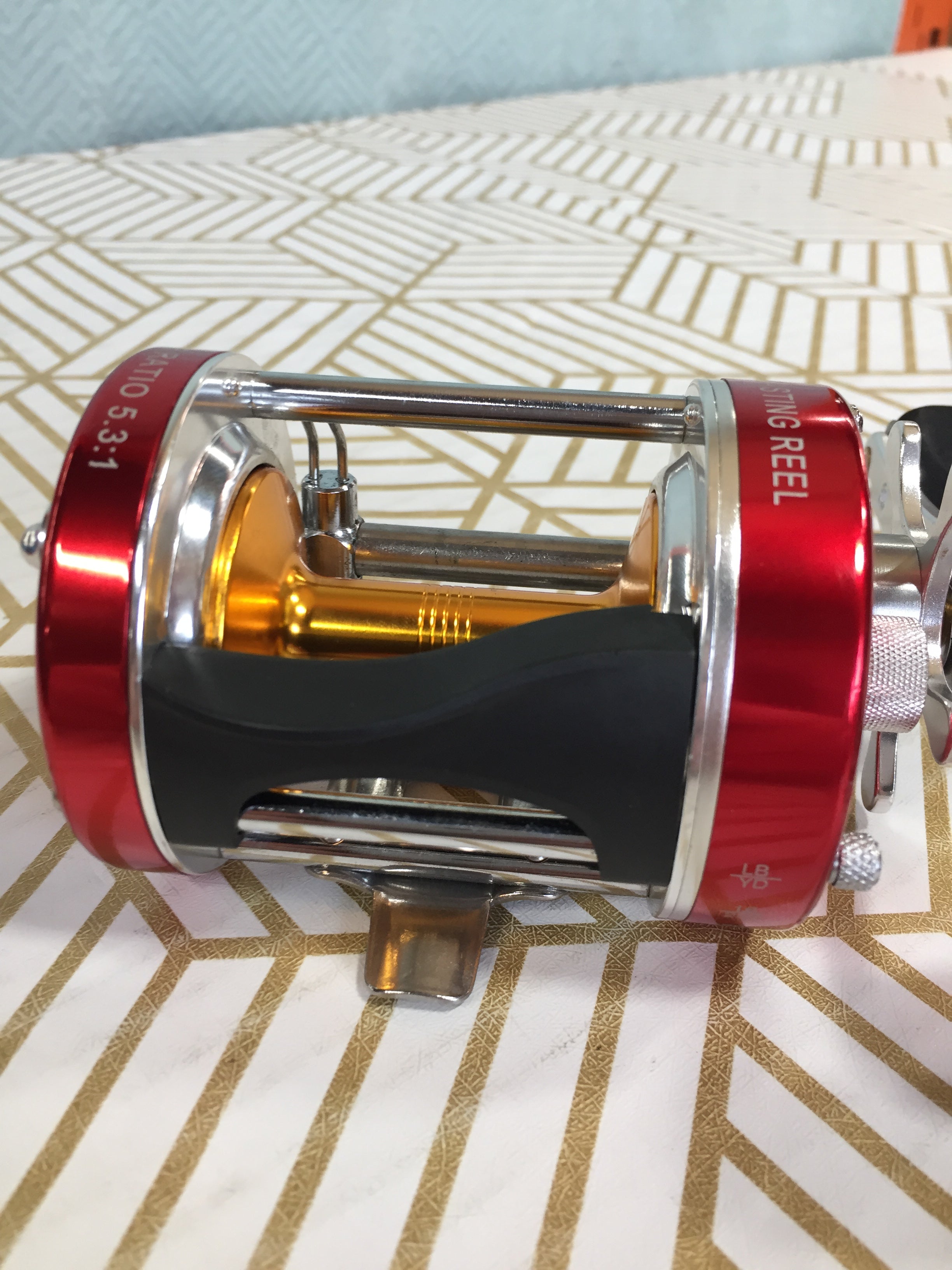 KastKing Rover Round Baitcasting Reel, Perfect Reel for Inshore Saltwa